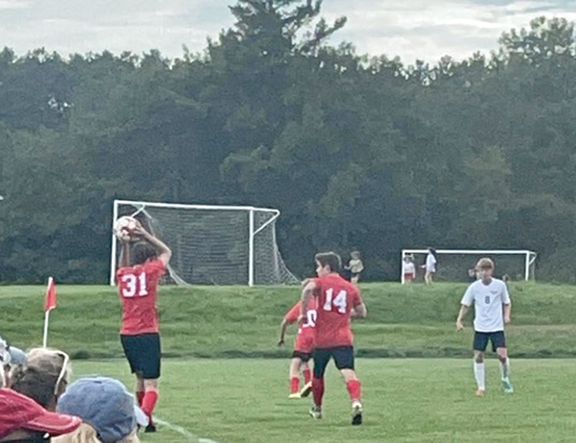 Marquette Redmen boys soccer team remains unbeaten with 2-0 win over ...